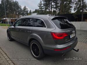 Pelēks Audi Q7 2012 Tallina, ar dzinēja tilpumu 3.00 L un nobraukumu 293 tūkst. km par 10900 €, foto 5 vietnē AUTOMOTO.COM.LV