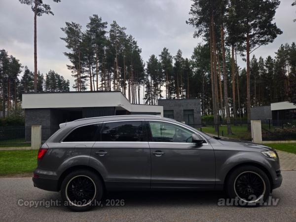Grey Audi Q7 2012 in Tallinn, with an engine capacity of 3.00 L and mileage of 293 thousand km for 10900 €, photo 6 on AUTOMOTO.COM.LV