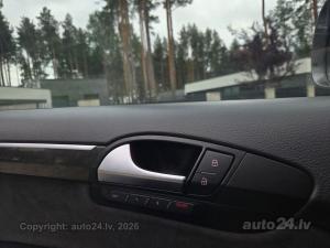 Pelēks Audi Q7 2012 Tallina, ar dzinēja tilpumu 3.00 L un nobraukumu 293 tūkst. km par 10900 €, foto 16 vietnē AUTOMOTO.COM.LV