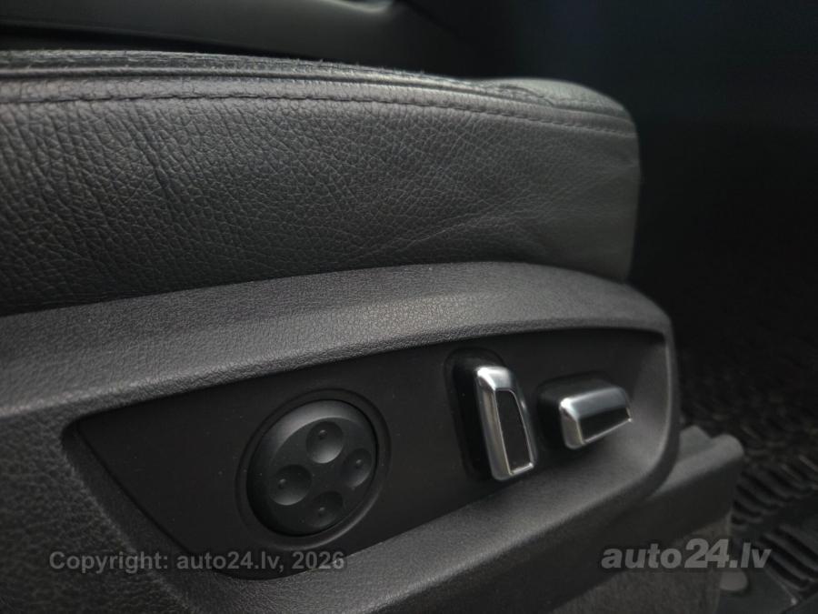 Pelēks Audi Q7 2012 Tallina, ar dzinēja tilpumu 3.00 L un nobraukumu 293 tūkst. km par 10900 €, foto 27 vietnē AUTOMOTO.COM.LV