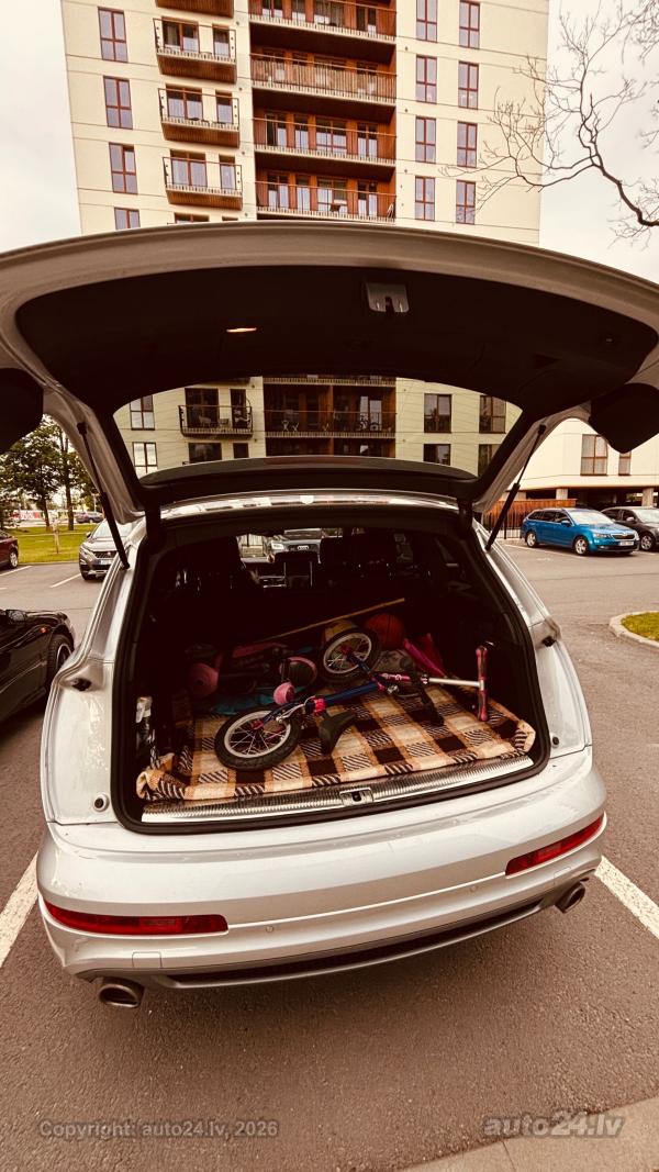Pelēks Audi Q7 2013 Tallina, ar dzinēja tilpumu 3.00 L un nobraukumu 226 tūkst. km par 17000 €, foto 5 vietnē AUTOMOTO.COM.LV