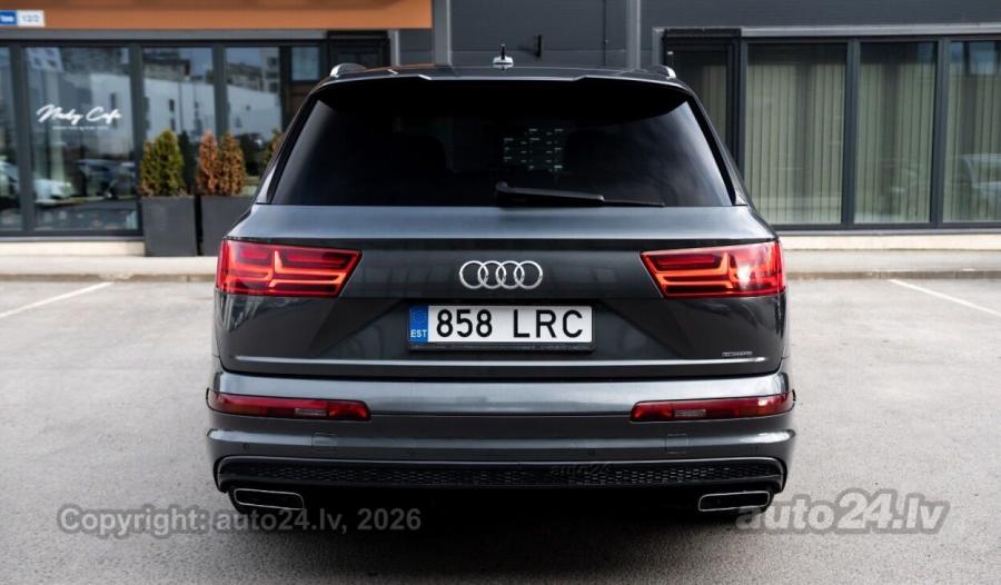 Grey Audi Q7 2016 in Tallinn, with an engine capacity of 3.00 L and mileage of 275 thousand km for 21500 €, photo 6 on AUTOMOTO.COM.LV