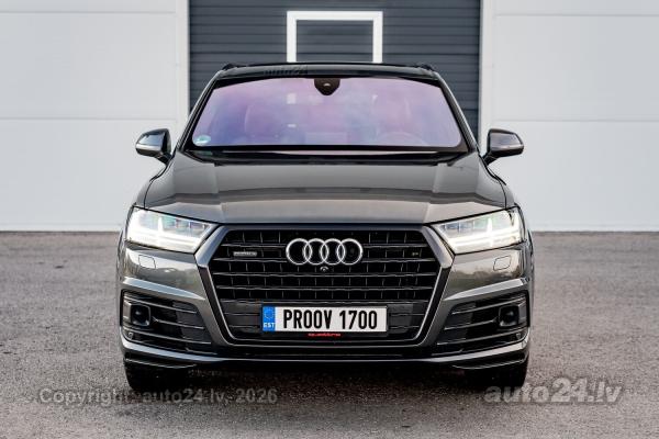 Grey Audi Q7 2016 in Parnu, with an engine capacity of 3.00 L and mileage of 160 thousand km for 27900 €, photo 2 on AUTOMOTO.COM.LV