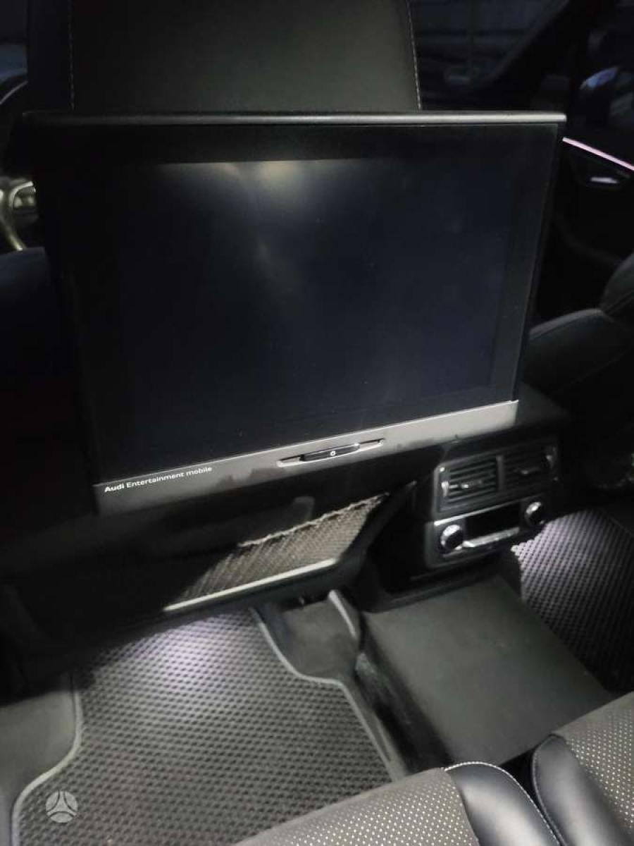 Pelēks Audi Q7 2016 Marijampole, ar dzinēja tilpumu 0.00 L un nobraukumu 263 tūkst. km par 31500 €, foto 6 vietnē AUTOMOTO.COM.LV