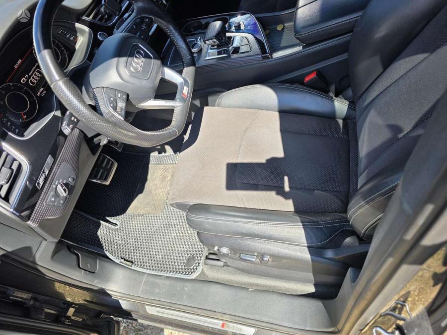 Pelēks Audi Q7 2016 Marijampole, ar dzinēja tilpumu 0.00 L un nobraukumu 263 tūkst. km par 31500 €, foto 15 vietnē AUTOMOTO.COM.LV