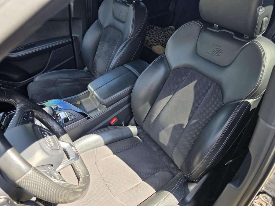 Pelēks Audi Q7 2016 Marijampole, ar dzinēja tilpumu 0.00 L un nobraukumu 263 tūkst. km par 31500 €, foto 16 vietnē AUTOMOTO.COM.LV