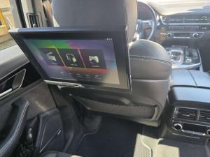 Pelēks Audi Q7 2016 Marijampole, ar dzinēja tilpumu 0.00 L un nobraukumu 263 tūkst. km par 31500 €, foto 17 vietnē AUTOMOTO.COM.LV
