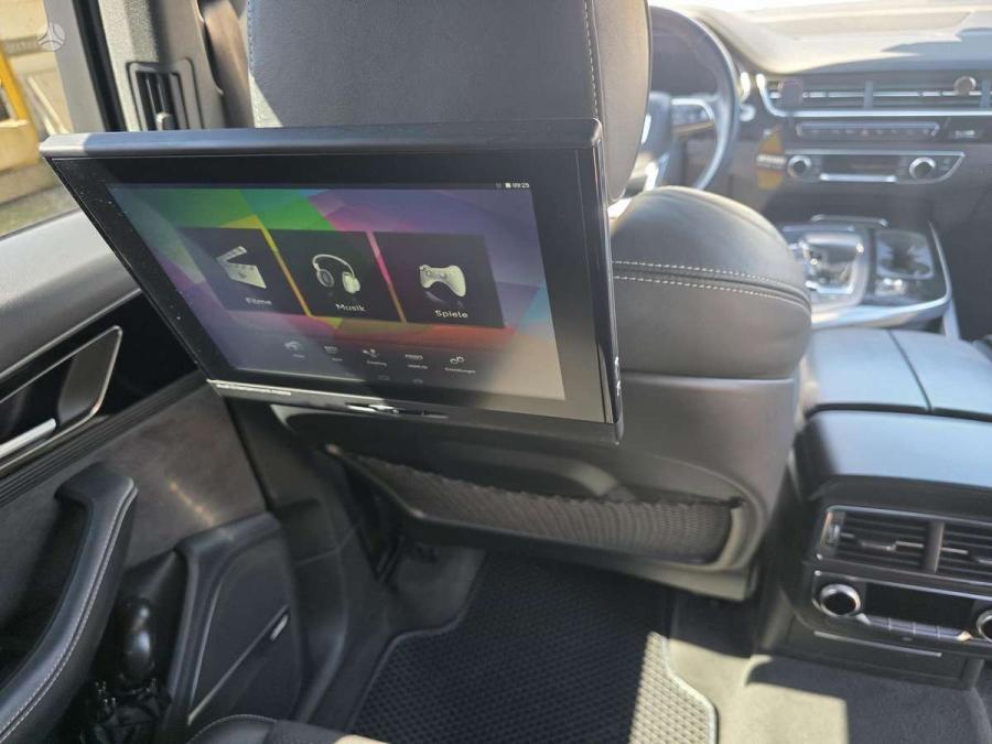 Pelēks Audi Q7 2016 Marijampole, ar dzinēja tilpumu 0.00 L un nobraukumu 263 tūkst. km par 31500 €, foto 17 vietnē AUTOMOTO.COM.LV