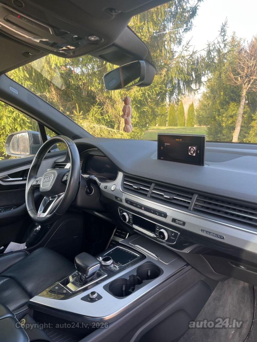 Grey Audi Q7 2018 in Tallinn, with an engine capacity of 3.00 L and mileage of 188 thousand km for 29500 €, photo 4 on AUTOMOTO.COM.LV