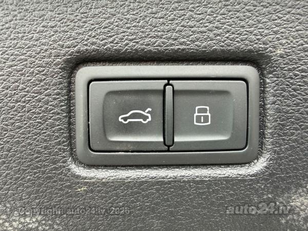 Серый Ауди Ку 7 2018 в Таллин, объемом двигателя 3.00 л и пробегом 143 тыс. км за 28990 €, фото 8 на AUTOMOTO.COM.LV