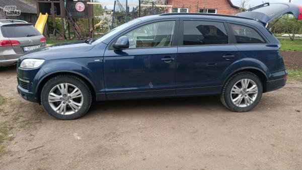 Audi Q7 2009 in Pakruojis, with an engine capacity of 4.20 L and mileage of 340 thousand km for 5500 €, photo 1 on AUTOMOTO.COM.LV