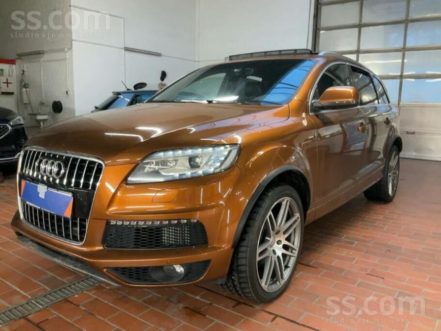 Orange Audi Q7 2010 in Tukums, with an engine capacity of 3.00 L and mileage of 197 thousand km for 13900 €, photo 1 on AUTOMOTO.COM.LV