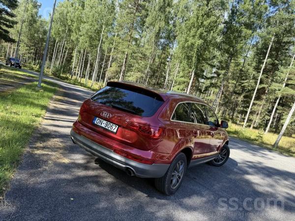 Sarkans Audi Q7 2011 Rīga, ar dzinēja tilpumu 3.00 L un nobraukumu 302 tūkst. km par 8990 €, foto 3 vietnē AUTOMOTO.COM.LV