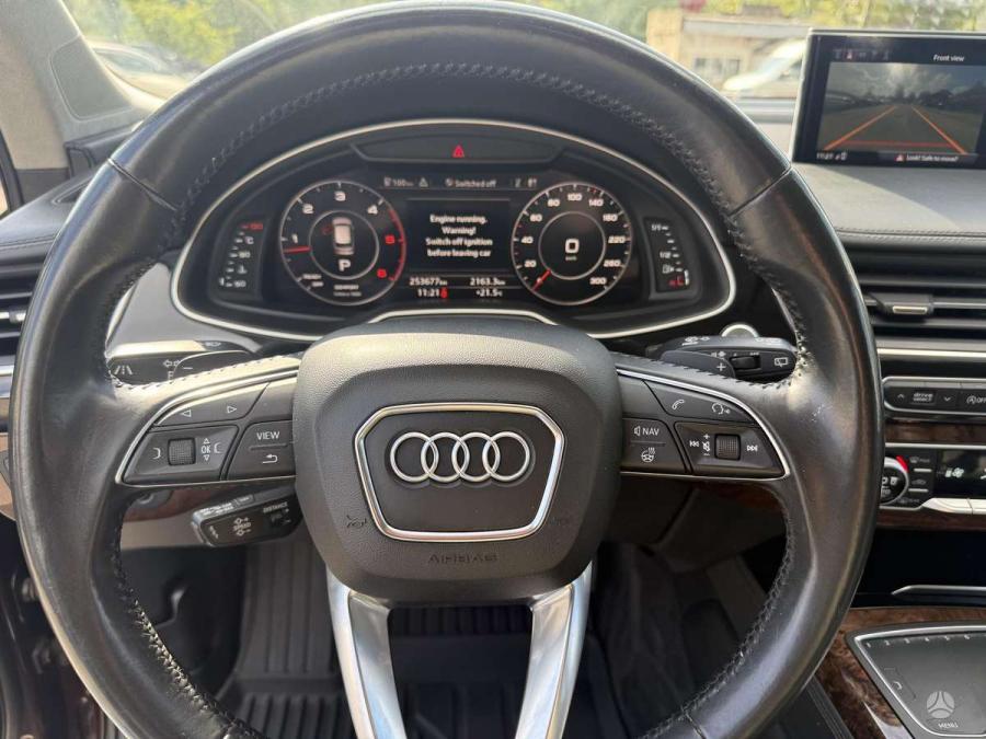 Red Audi Q7 2016 in Telschi, with an engine capacity of 2.97 L and mileage of 254 thousand km for 22900 €, photo 32 on AUTOMOTO.COM.LV