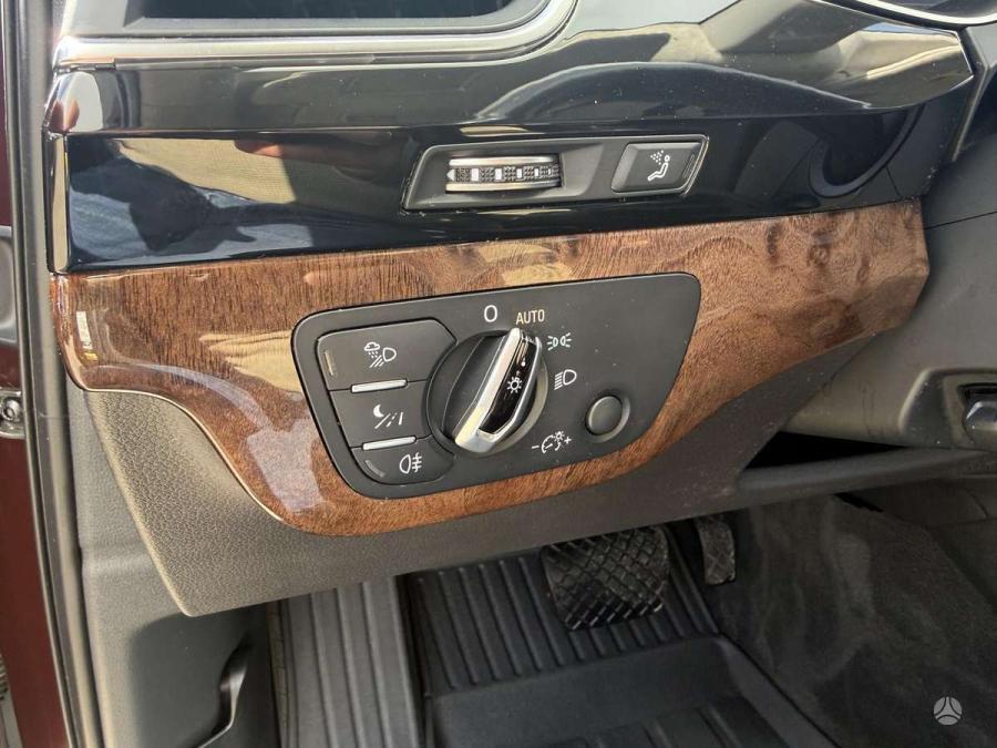 Red Audi Q7 2016 in Telschi, with an engine capacity of 2.97 L and mileage of 254 thousand km for 22900 €, photo 35 on AUTOMOTO.COM.LV