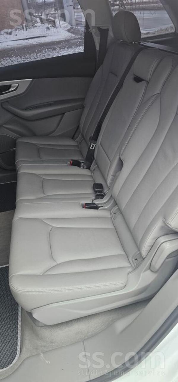 Red Audi Q7 2023 in Riga, with an engine capacity of 3.00 L and mileage of 48 thousand km for 48500 €, photo 7 on AUTOMOTO.COM.LV