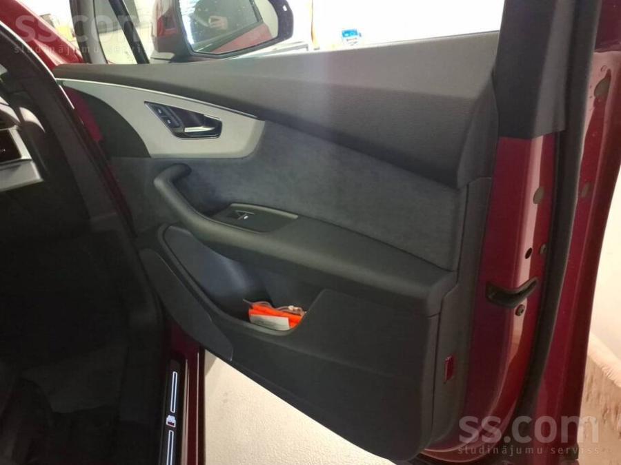 Red Audi Q7 2025 in Riga, with an engine capacity of 3.00 L and mileage of 11 thousand km for 67900 €, photo 9 on AUTOMOTO.COM.LV