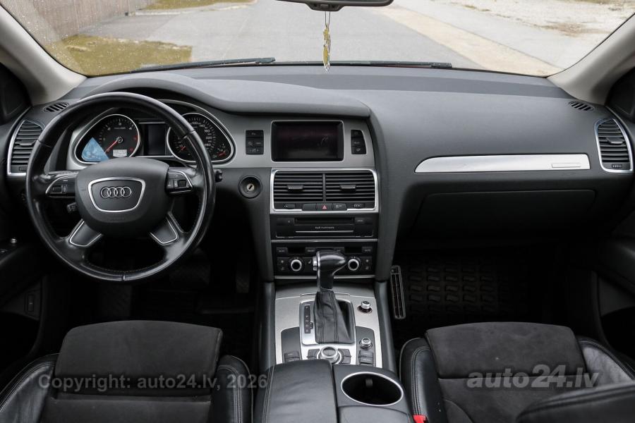 Sarkans Audi Q7 2014 Tallina, ar dzinēja tilpumu 3.00 L un nobraukumu 260 tūkst. km par 9999 €, foto 19 vietnē AUTOMOTO.COM.LV