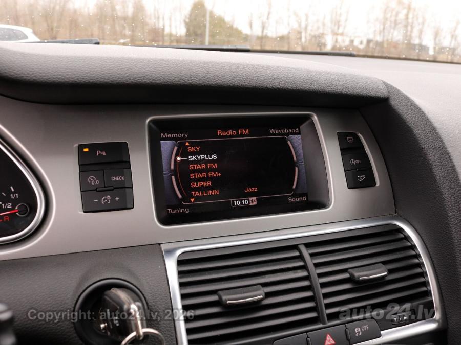 Sarkans Audi Q7 2014 Tallina, ar dzinēja tilpumu 3.00 L un nobraukumu 260 tūkst. km par 9999 €, foto 21 vietnē AUTOMOTO.COM.LV