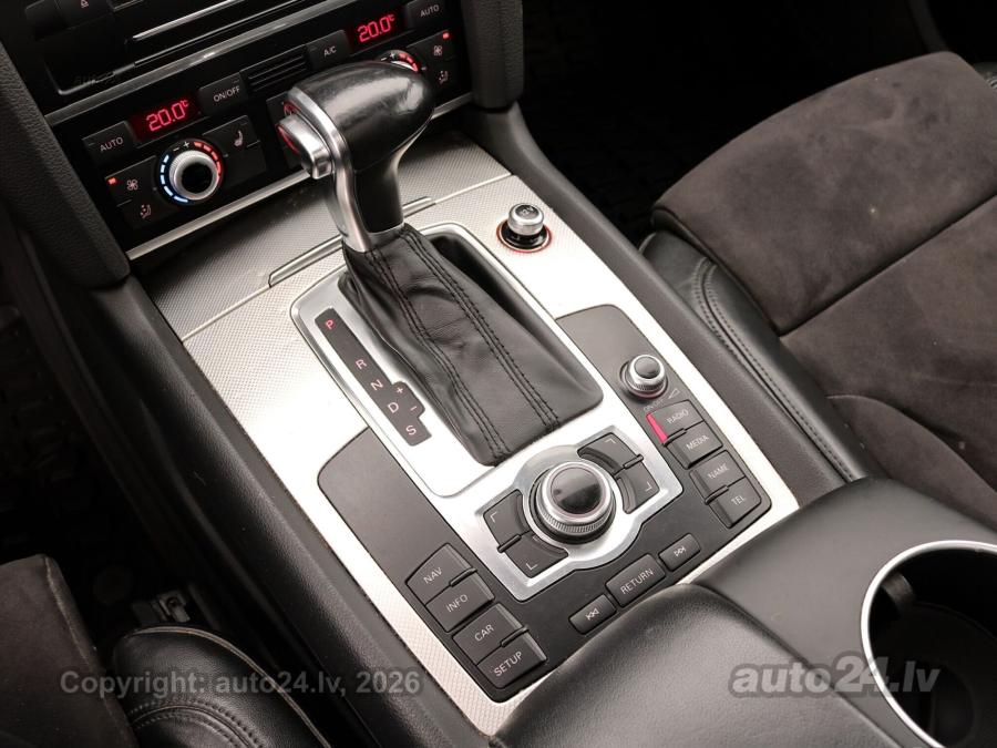 Sarkans Audi Q7 2014 Tallina, ar dzinēja tilpumu 3.00 L un nobraukumu 260 tūkst. km par 9999 €, foto 23 vietnē AUTOMOTO.COM.LV