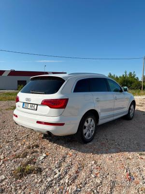 Audi Q7 2012 in Tallinn, with an engine capacity of 3.00 L and mileage of 323 thousand km for 16000 €, photo 5 on AUTOMOTO.COM.LV