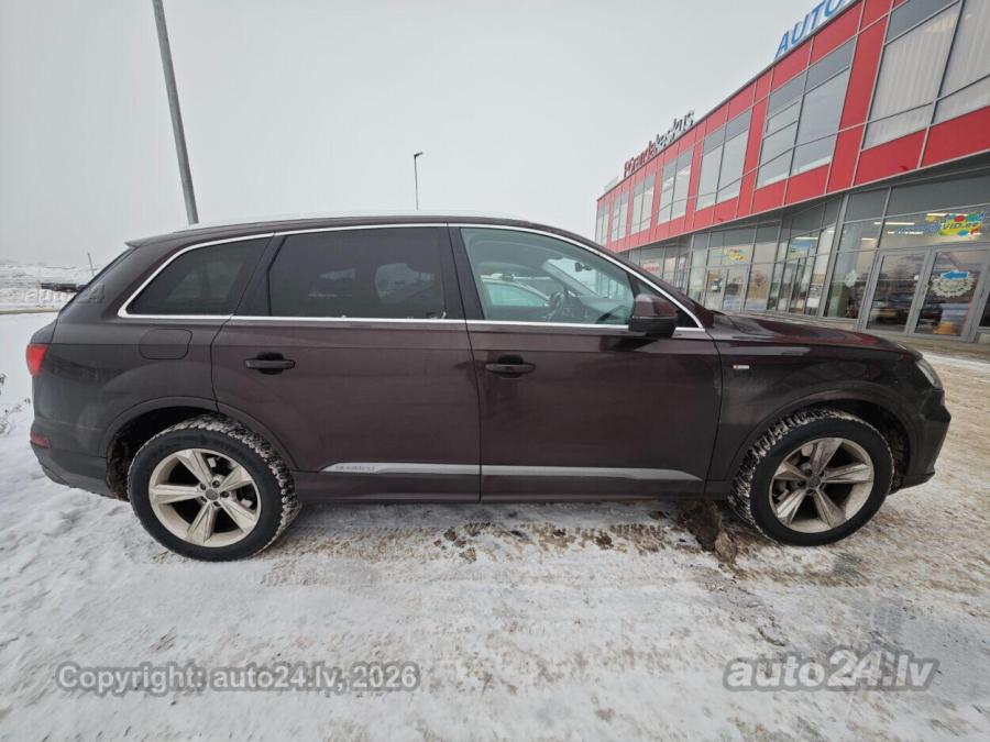Audi Q7 2020 in Tartu, with an engine capacity of 3.00 L and mileage of 171 thousand km for 45500 €, photo 3 on AUTOMOTO.COM.LV