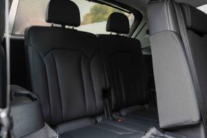 Audi Q7 2025 Peetri, ar dzinēja tilpumu 3.00 L un nobraukumu 20 tūkst. km par 74500 €, foto 25 vietnē AUTOMOTO.COM.LV