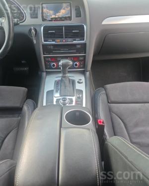 Violets Audi Q7 2012 Rīga, ar dzinēja tilpumu 3.00 L un nobraukumu 298 tūkst. km par 9000 €, foto 7 vietnē AUTOMOTO.COM.LV