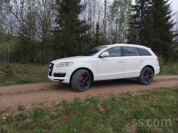 Белый Ауди Ку 7 2006 в Алуксне, объемом двигателя 3.00 л и пробегом 350 тыс. км за 4650 €, фото 1 на AUTOMOTO.COM.LV