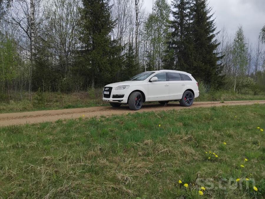 Белый Ауди Ку 7 2006 в Алуксне, объемом двигателя 3.00 л и пробегом 350 тыс. км за 4650 €, фото 17 на AUTOMOTO.COM.LV