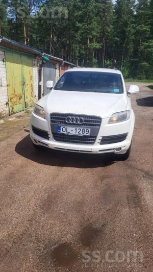 Белый Ауди Ку 7 2006 в Даугавпилс, объемом двигателя 3.00 л и пробегом 442 тыс. км за 5000 €, фото 5 на AUTOMOTO.COM.LV