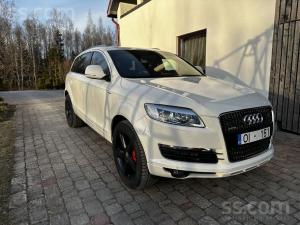 Balts Audi Q7 2006 Alūksne, ar dzinēja tilpumu 3.00 L un nobraukumu 350 tūkst. km par 5990 €, foto  vietnē AUTOMOTO.COM.LV