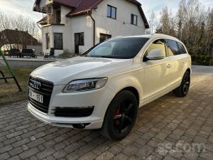 White Audi Q7 2006 in Aluksne, with an engine capacity of 3.00 L and mileage of 350 thousand km for 5990 €, photo 3 on AUTOMOTO.COM.LV
