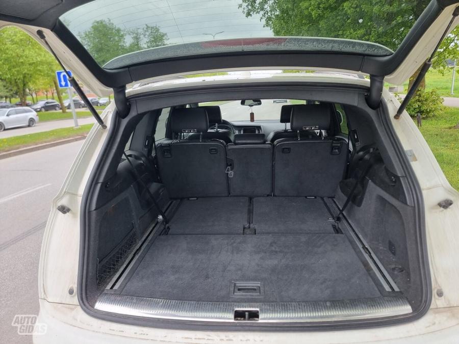 White Audi Q7 2007 in Siauliai, with an engine capacity of 4.10 L and mileage of 306 thousand km for 4500 €, photo 10 on AUTOMOTO.COM.LV