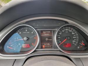 White Audi Q7 2007 in Siauliai, with an engine capacity of 4.10 L and mileage of 306 thousand km for 4500 €, photo 12 on AUTOMOTO.COM.LV