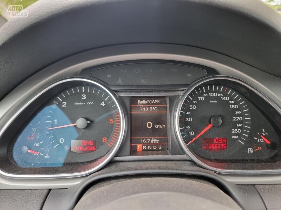 White Audi Q7 2007 in Siauliai, with an engine capacity of 4.10 L and mileage of 306 thousand km for 4500 €, photo 12 on AUTOMOTO.COM.LV