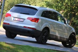 White Audi Q7 2007 in Riga, with an engine capacity of 3.00 L and mileage of 249 thousand km for 6290 €, photo 3 on AUTOMOTO.COM.LV