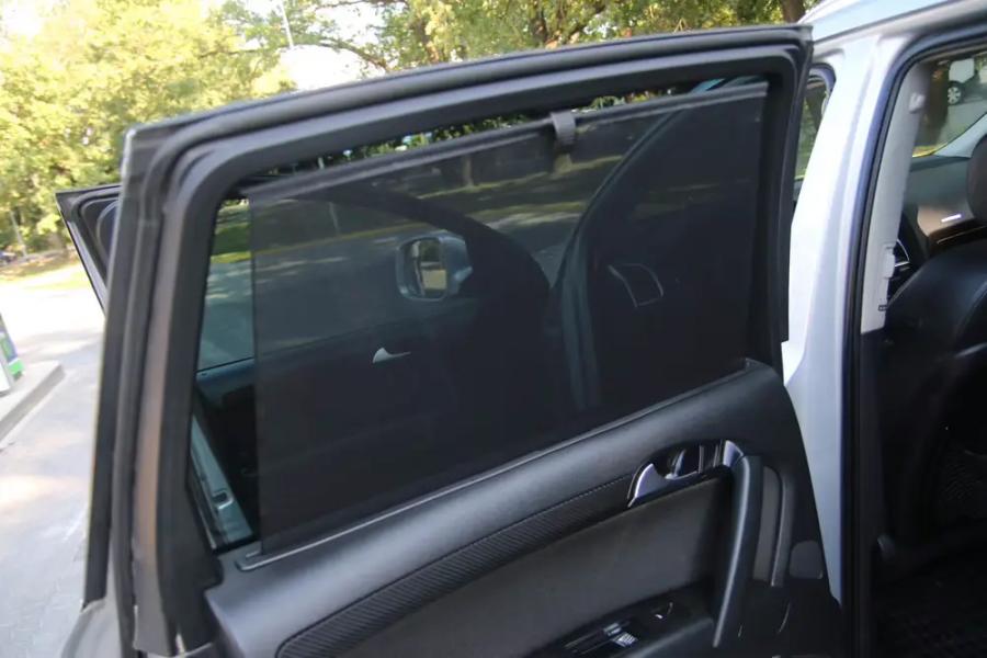White Audi Q7 2007 in Riga, with an engine capacity of 3.00 L and mileage of 249 thousand km for 6290 €, photo 29 on AUTOMOTO.COM.LV