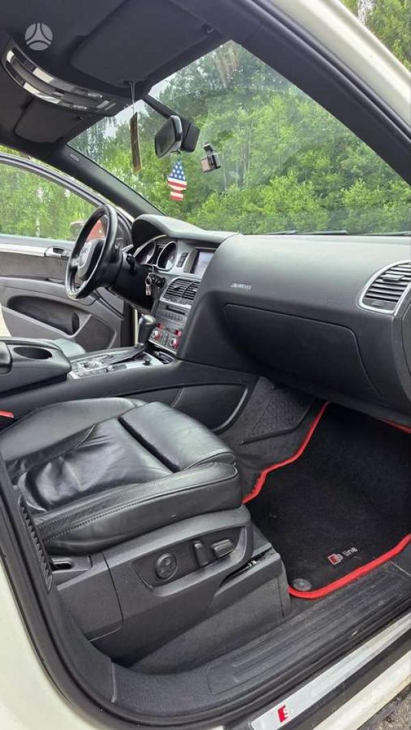 Balts Audi Q7 2007 Viļņa, ar dzinēja tilpumu 4.10 L un nobraukumu 343 tūkst. km par 6300 €, foto 7 vietnē AUTOMOTO.COM.LV