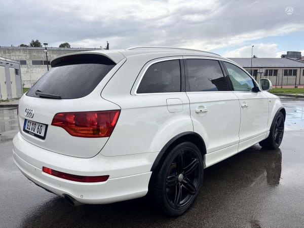 Ауди Ку 7 2007 в Каунас на AUTOMOTO.COM.LV Белый Ауди Ку 7 2007 в Каунас, объемом двигателя 4.16 л и пробегом 200 тыс. км за 7999 €, фото 7 на AUTOMOTO.COM.LV