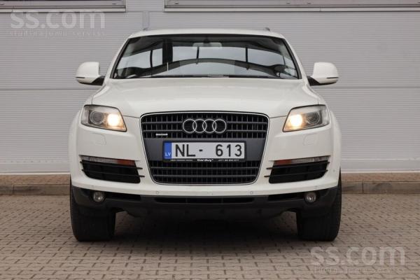 Balts Audi Q7 2007 Rīga, ar dzinēja tilpumu 3.60 L un nobraukumu 215 tūkst. km par 3495 €, foto 3 vietnē AUTOMOTO.COM.LV