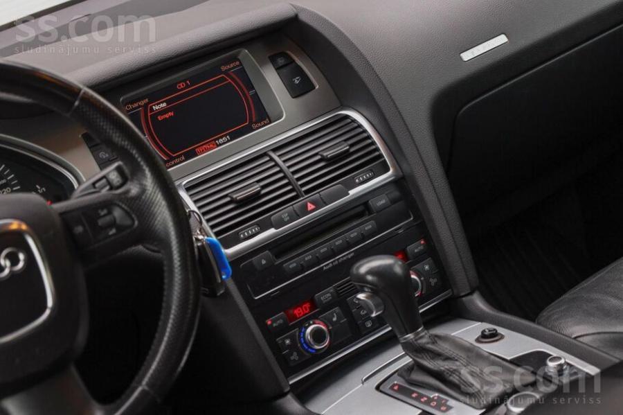 Balts Audi Q7 2007 Rīga, ar dzinēja tilpumu 3.60 L un nobraukumu 215 tūkst. km par 3495 €, foto 12 vietnē AUTOMOTO.COM.LV