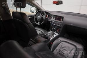Balts Audi Q7 2007 Rīga, ar dzinēja tilpumu 3.60 L un nobraukumu 215 tūkst. km par 3495 €, foto 16 vietnē AUTOMOTO.COM.LV