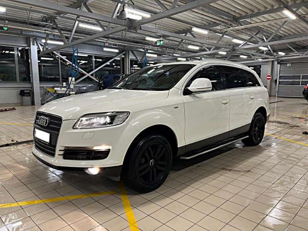 White Audi Q7 2008 in Vilnius, with an engine capacity of 3.60 L and mileage of 100 thousand km for 4800 €, photo 7 on AUTOMOTO.COM.LV