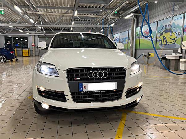 White Audi Q7 2008 in Vilnius, with an engine capacity of 3.60 L and mileage of 100 thousand km for 4800 €, photo 8 on AUTOMOTO.COM.LV
