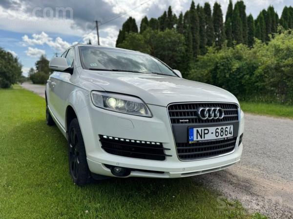 Balts Audi Q7 2009 Ogre, ar dzinēja tilpumu 3.00 L un nobraukumu 350 tūkst. km par 8220 €, foto 1 vietnē AUTOMOTO.COM.LV