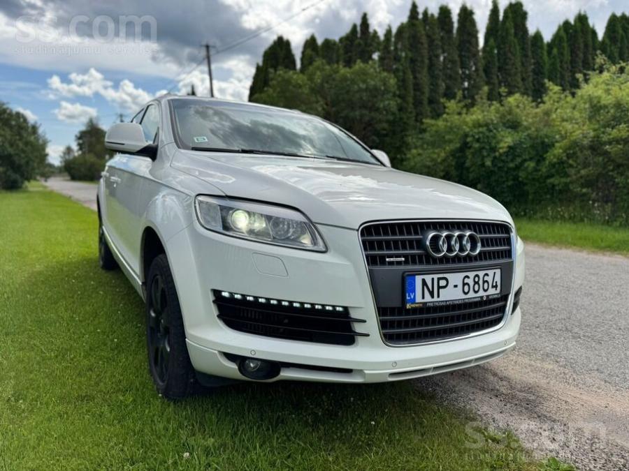 Balts Audi Q7 2009 Ogre, ar dzinēja tilpumu 3.00 L un nobraukumu 350 tūkst. km par 8220 €, foto 1 vietnē AUTOMOTO.COM.LV