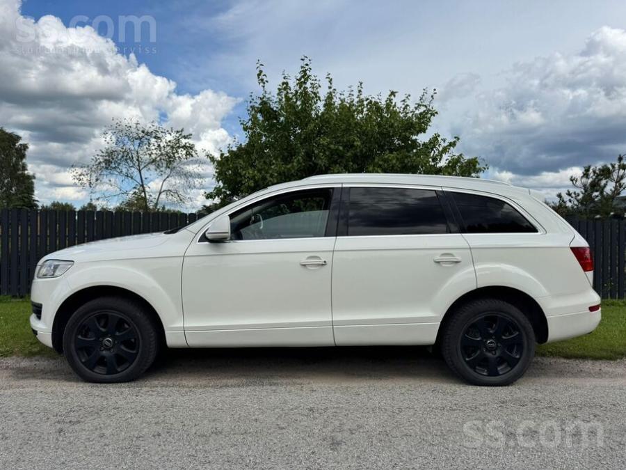 Balts Audi Q7 2009 Ogre, ar dzinēja tilpumu 3.00 L un nobraukumu 350 tūkst. km par 8220 €, foto 4 vietnē AUTOMOTO.COM.LV