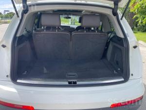 Balts Audi Q7 2009 Rīga, ar dzinēja tilpumu 3.00 L un nobraukumu 281 tūkst. km par 10100 €, foto 8 vietnē AUTOMOTO.COM.LV