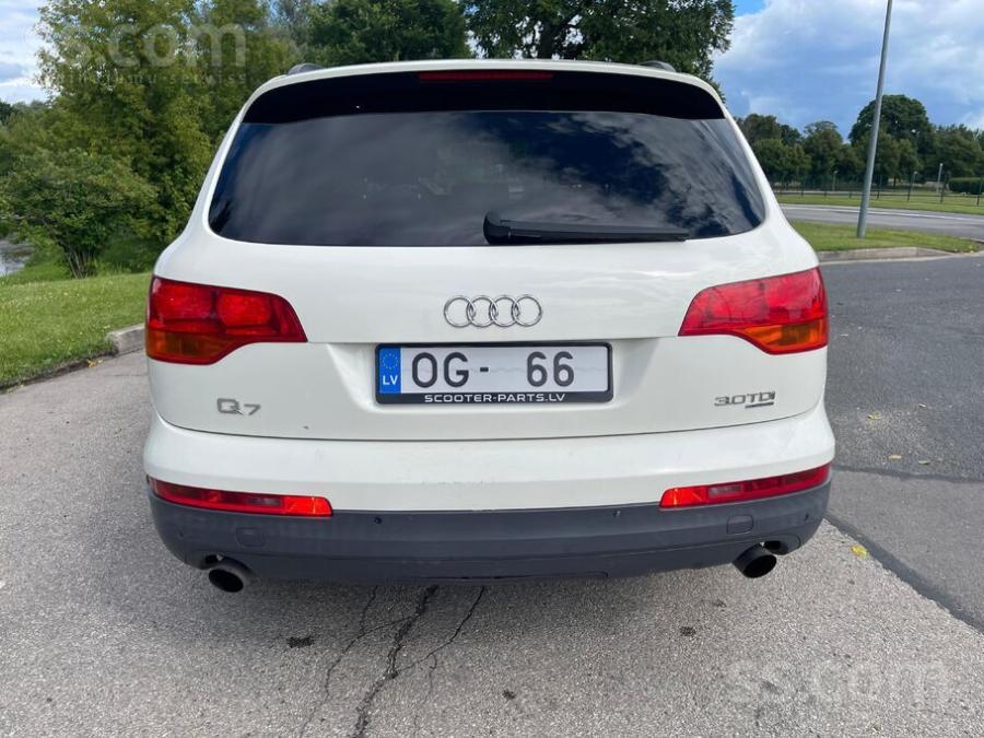 Balts Audi Q7 2009 Rīga, ar dzinēja tilpumu 3.00 L un nobraukumu 281 tūkst. km par 10100 €, foto 16 vietnē AUTOMOTO.COM.LV